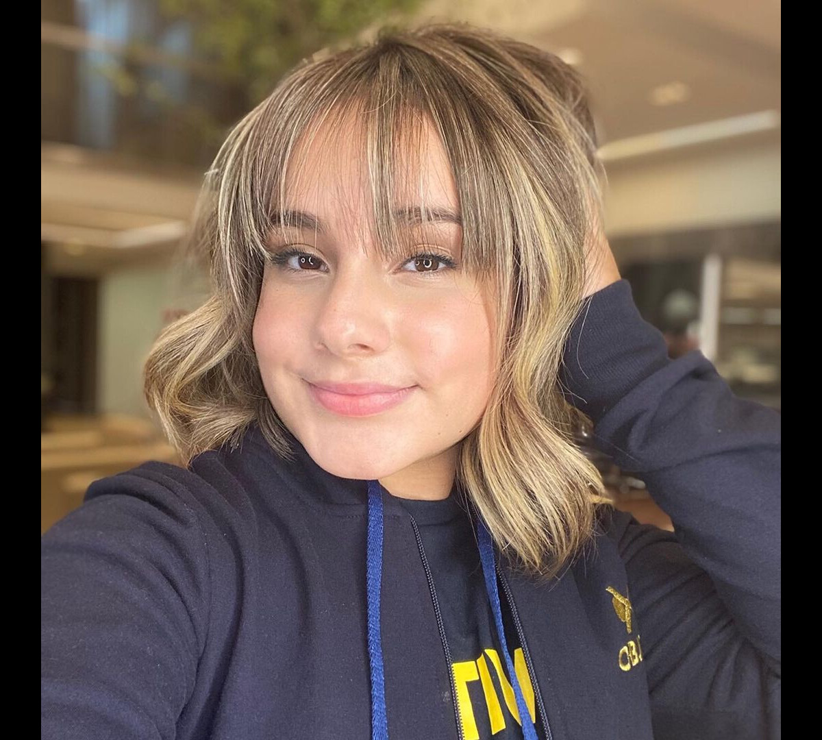 Foto: Sienna mudou recentemente o visual e adotou tom loiro no cabelo ...