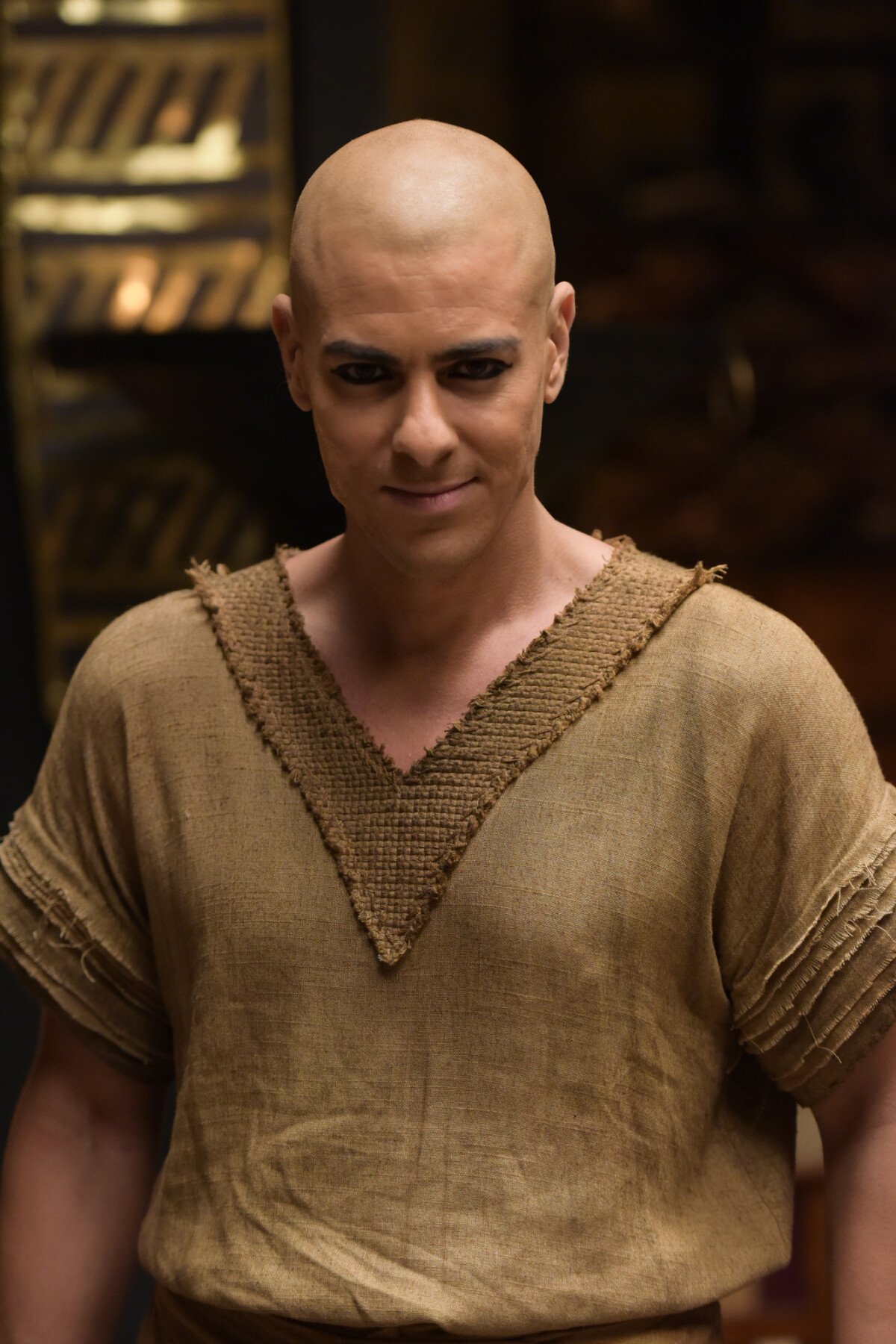 Foto: Novela 'Gênesis': Atarum (Sacha Bali) é desmascarado pelo faraó ...