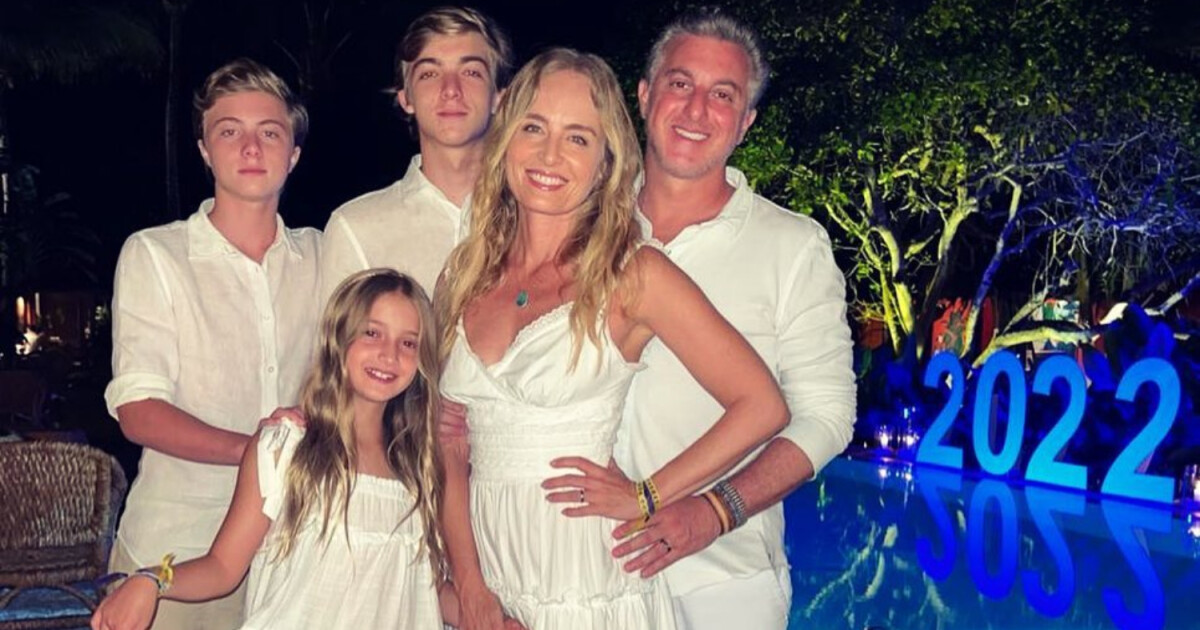 Filhos de Angélica e Luciano Huck roubam a cena em foto de Réveillon ...