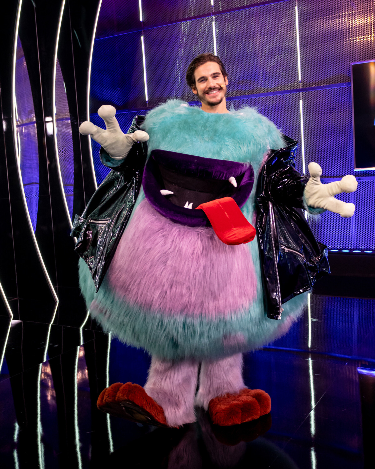 Foto: The Masked Singer: finalista, o Monstro (Nicolas Prattes) retorna ...