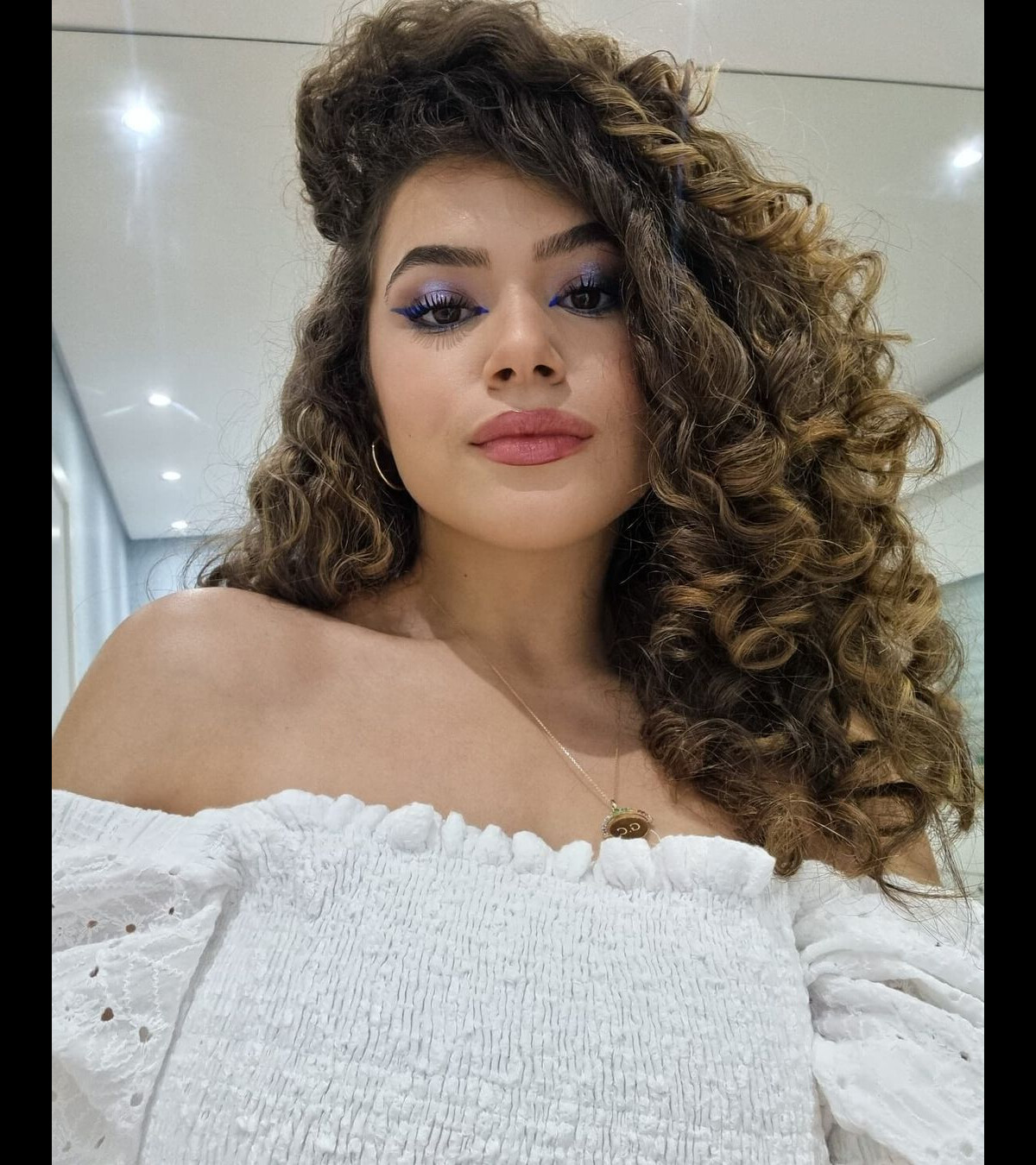 Foto: Maquiagem cintilante está em alta: Maisa Silva é fã dessa trend ...