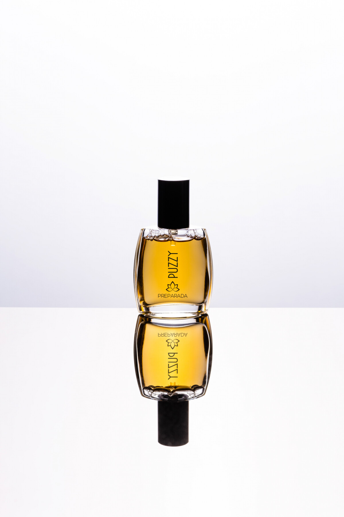 Foto: Perfume íntimo de Anitta deve chegar ao mercado em breve - Purepeople