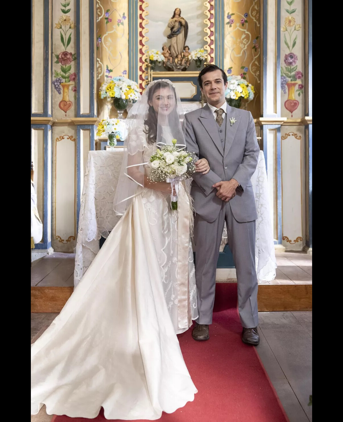 Foto: Olívia e Tenório se casam após Vaticano liberar o ex-padre, na ...