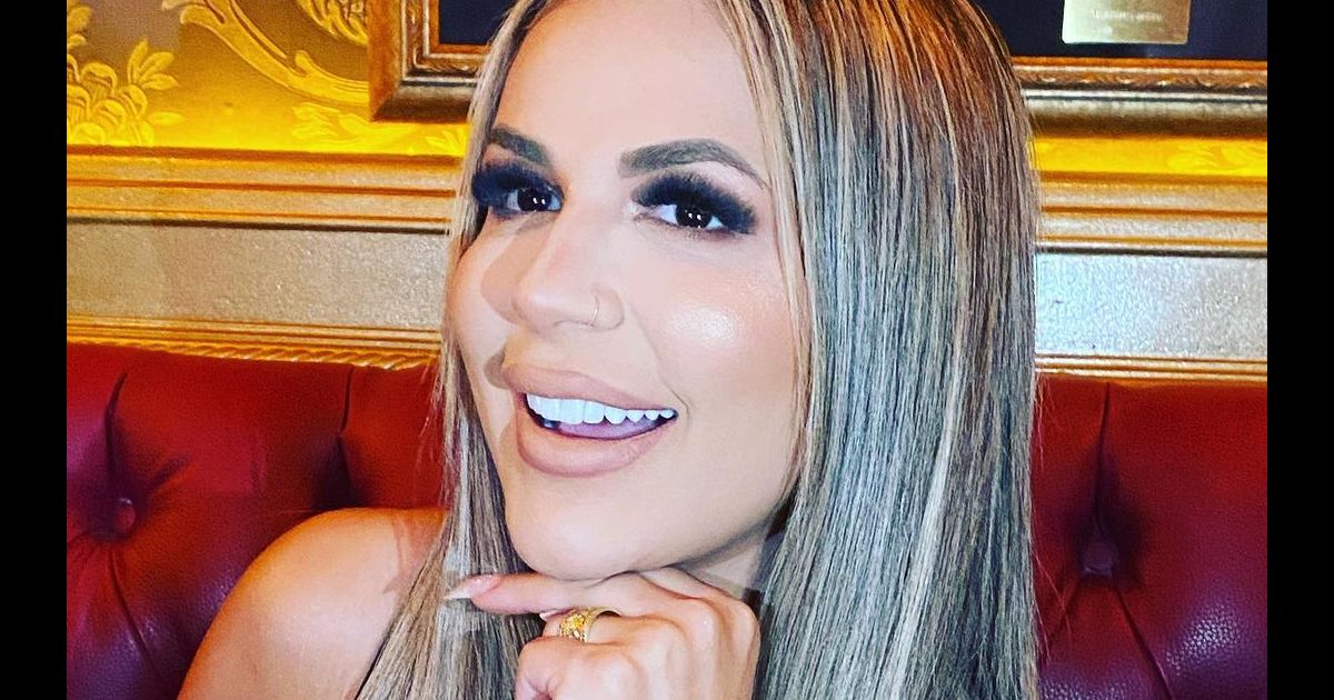 A Fazenda 2022: Deolane Bezerra é advogada - Purepeople