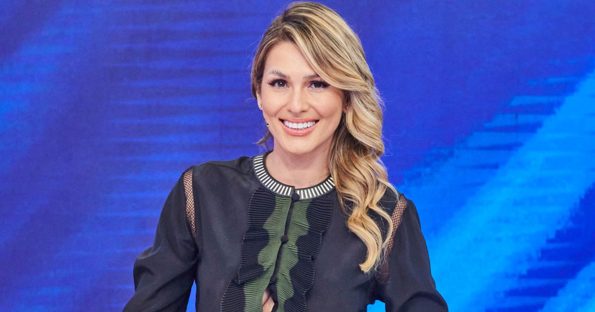 Lívia Andrade elogiou Luciano Huck e contou que não estava feliz no SBT ...