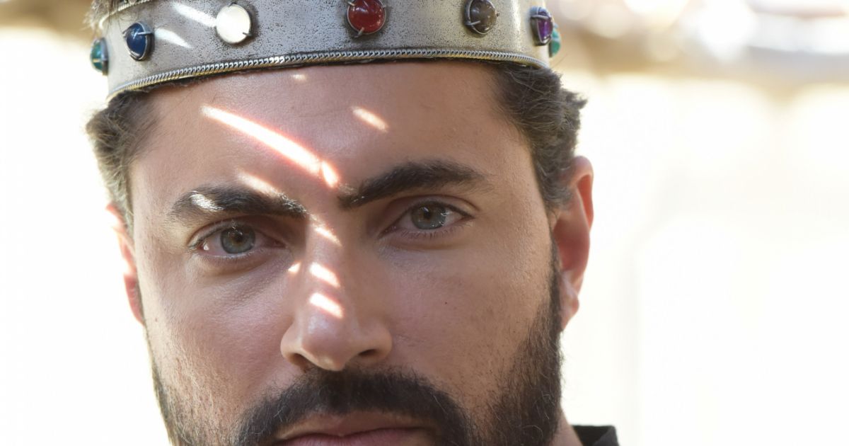 Saul (Carlo Porto) resolve ir atrás de Davi (Cirillo Luna) no capítulo ...