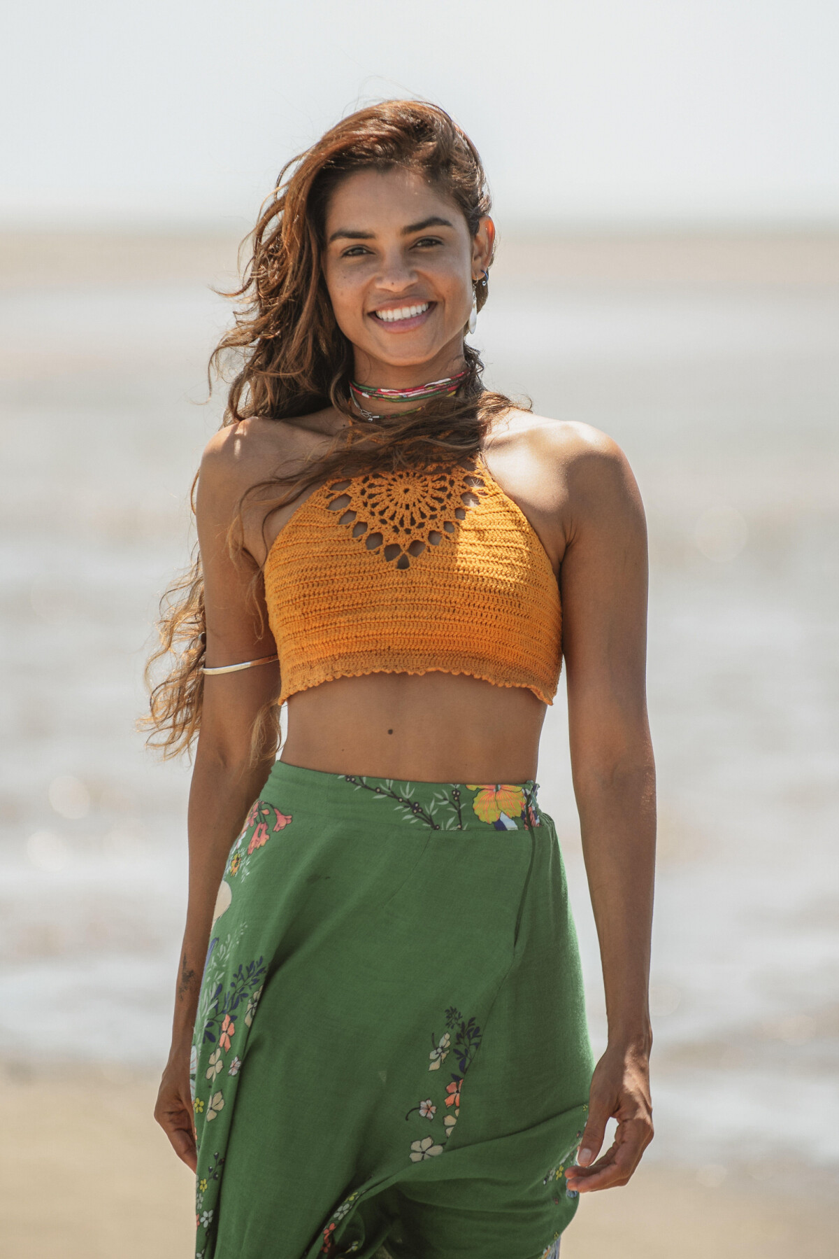 Foto: Brisa (Lucy Alves) encara Ari (Chay Suede) ao descobrir traição ...