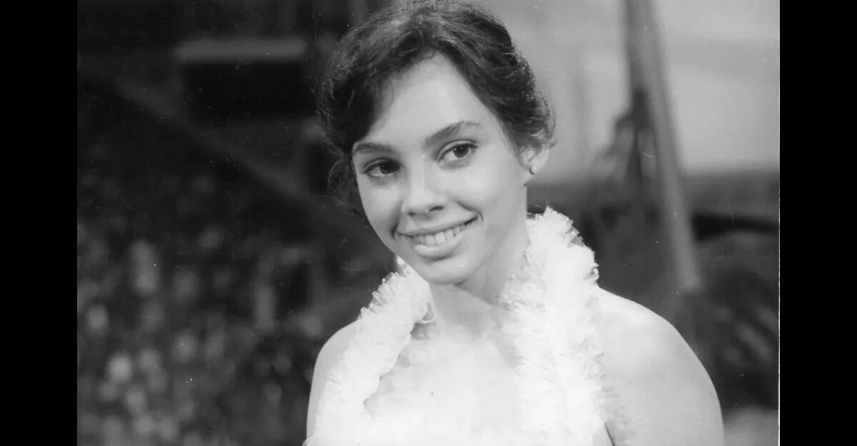 Foto: Fim da novela 'Bambolê': irmã de Ana (Myrian Rios), Cristina ...