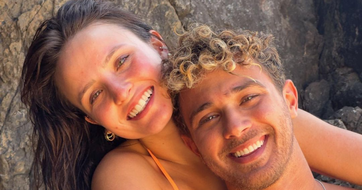 Larissa Manoela ganha declaração de amor de André Luiz Frambach: 'Pra ...