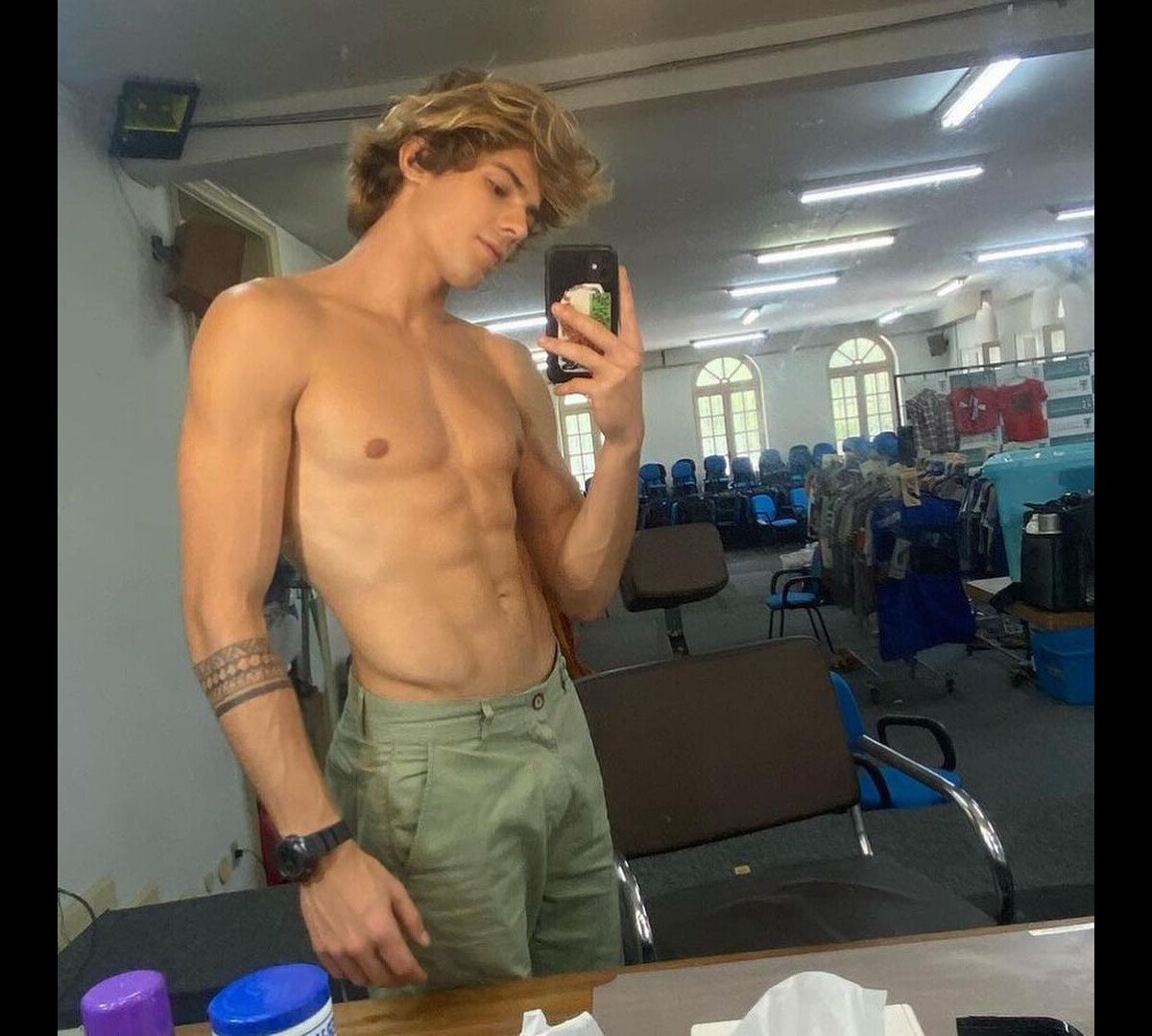 Foto: Lucca Picon também acumula participação em uma série da Netflix ...