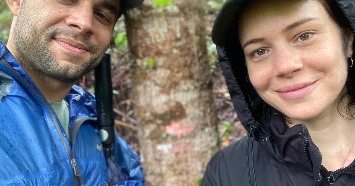 Namorado De Leandra Leal Guilherme Burgos é Cineasta Purepeople