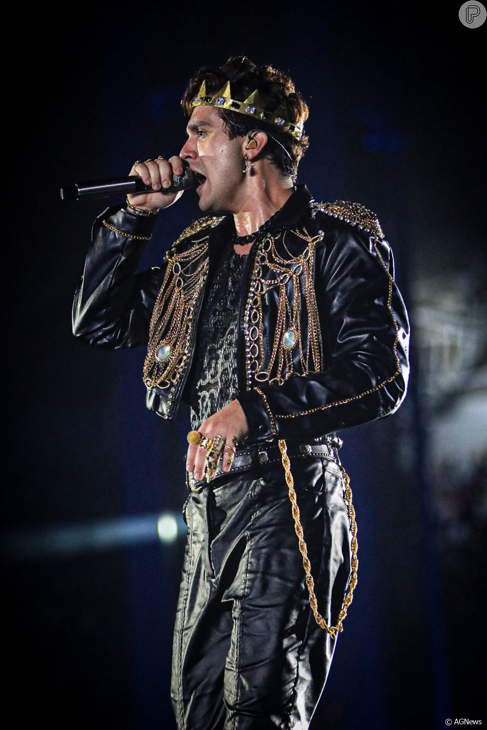 Luan Santana: cantor escolhe figurino extravagante para show e vira ...