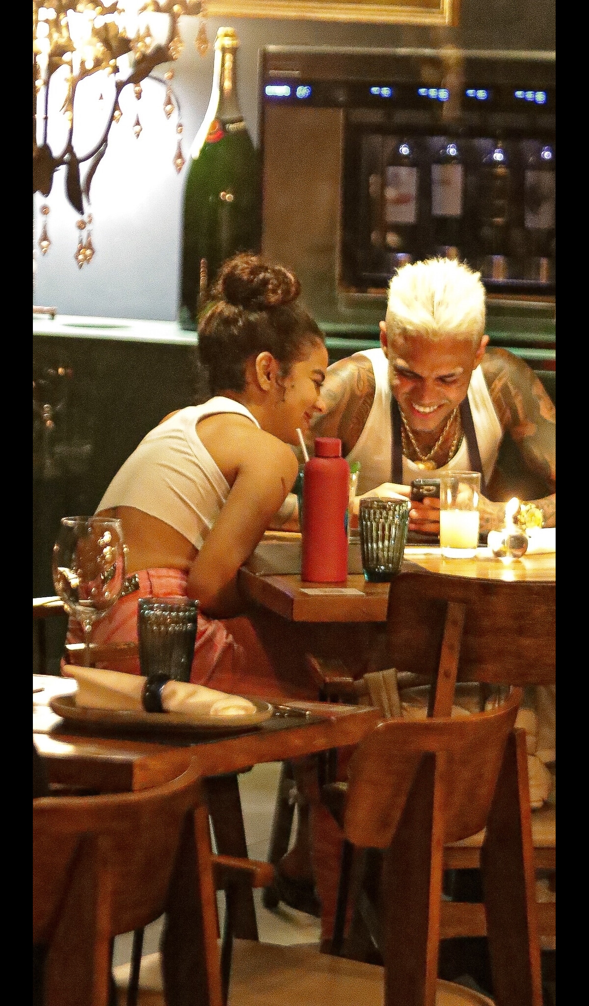 Foto: MC Cabelinho e Bella Campos costumam fazer muitos programas a ...