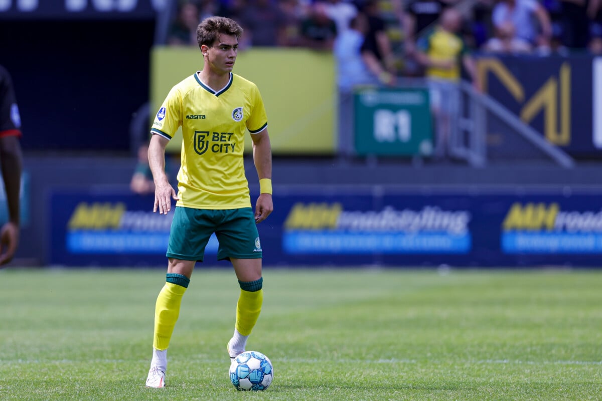 Foto: Rodrigo Guth já apontado como affair de Anitta no passado ...