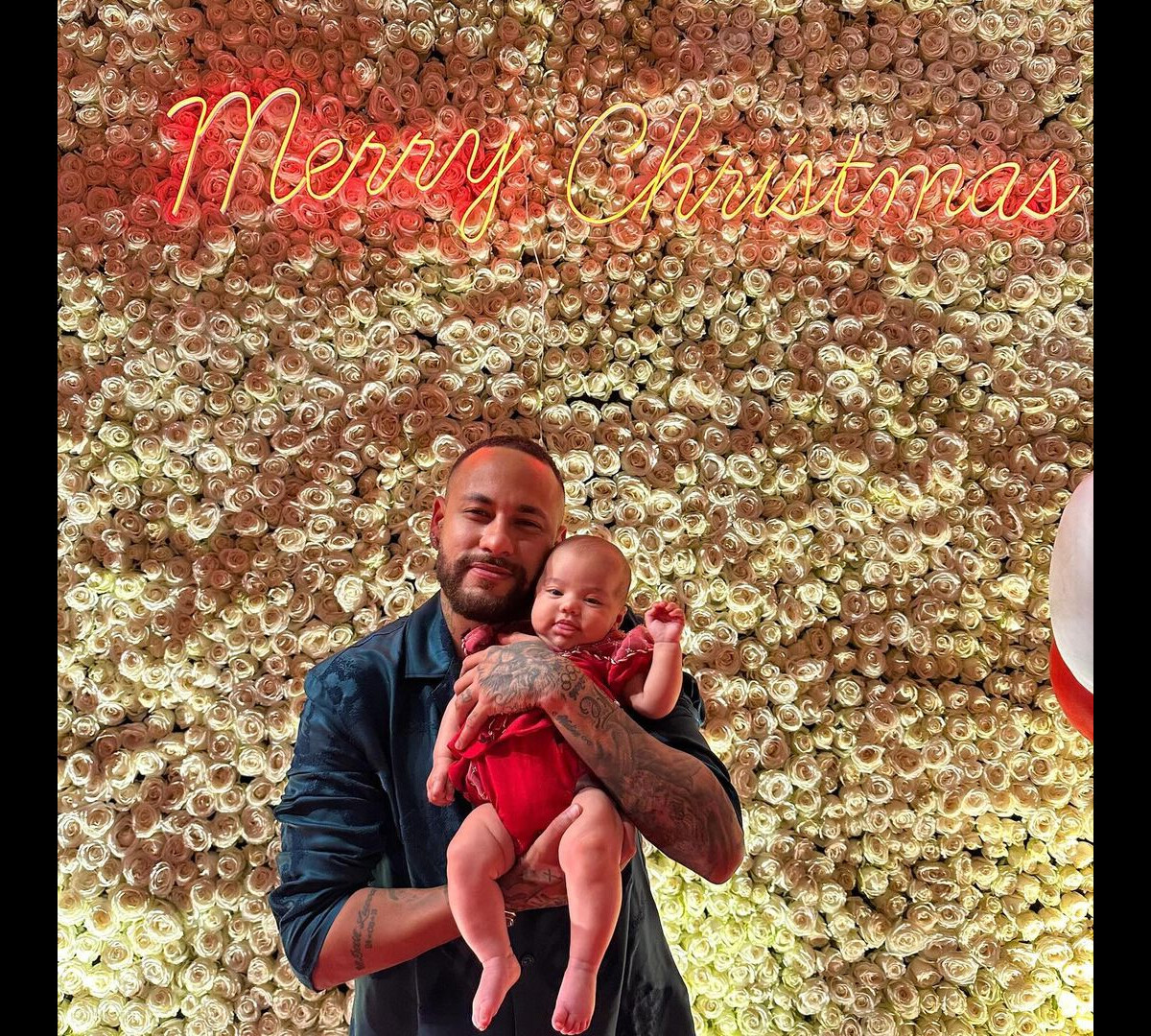Foto: Neymar compartilhou novas fotos com Mavie no Natal - Purepeople