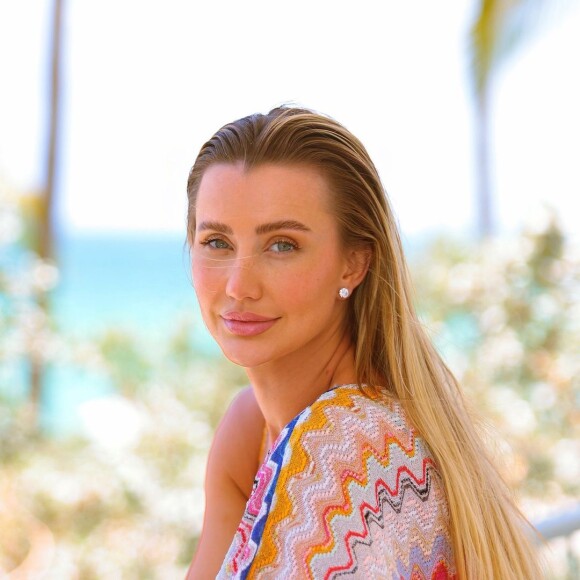 Ana Paula Siebert posa combinando biquíni com a filha em Miami - lucox.cl