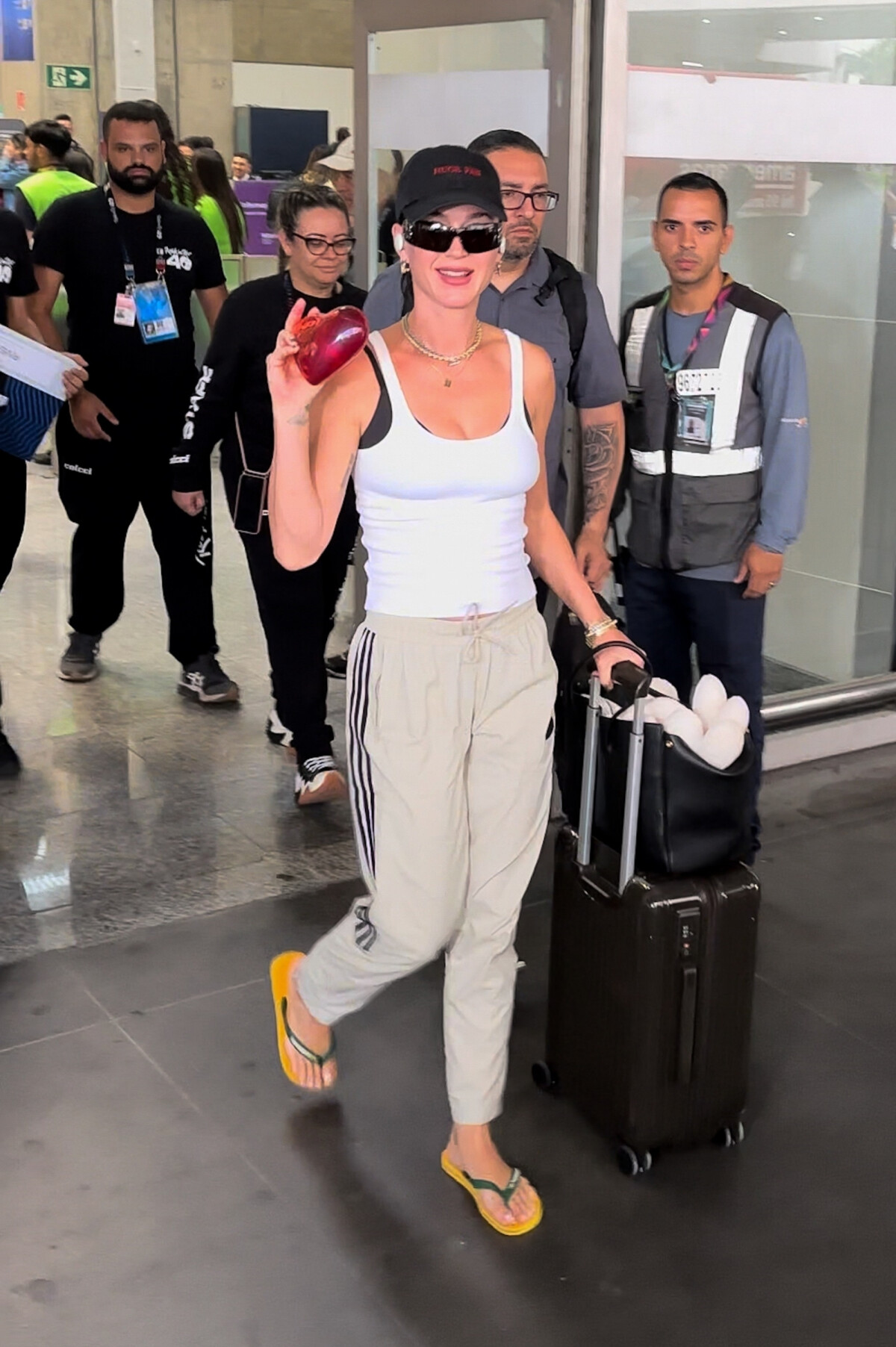 Foto: Katy Perry está no Brasil para show histórico no 'Rock in Rio' e ...