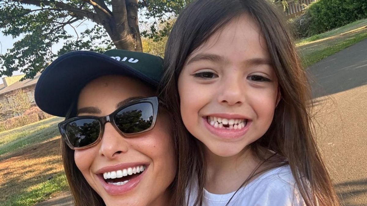 Foto Promovida à Irmã Mais Velha Em 1º Post Após Anúncio De Gravidez