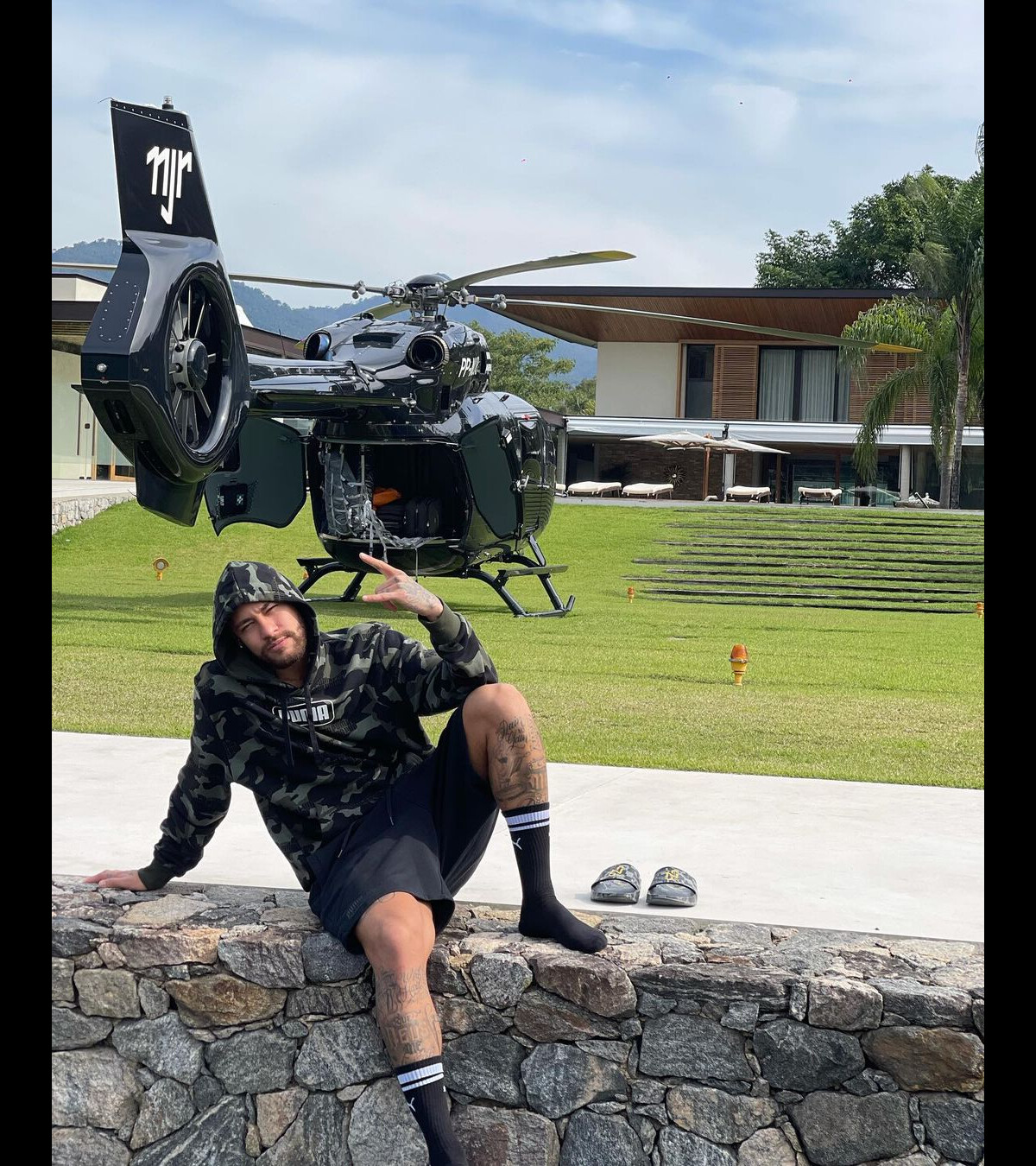 Foto: Gabriella Gáspár afirma que Neymar sempre fugiu do exame de DNA ...