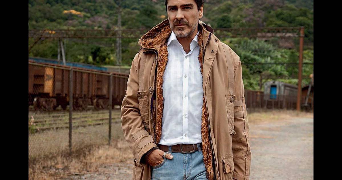 Junno Andrade posa para ensaio e fala sobre namoro com Xuxa: 'Estou ...