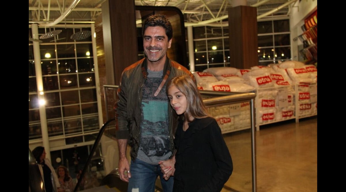 Foto: Junno estava com sua filha de 9 anos, Luana - Purepeople