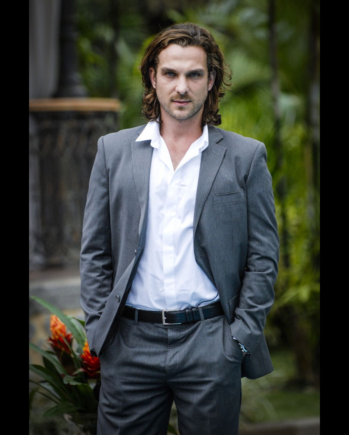 Foto: Alberto (Igor Rickli) pensa estar tirando vantagem na venda da ...