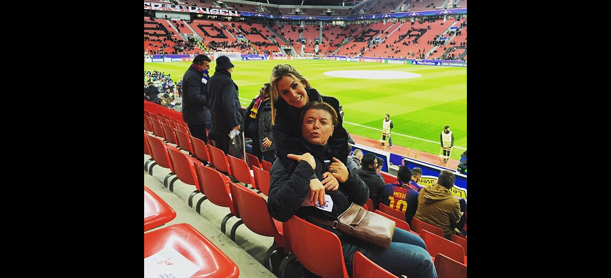 Foto: Robertha Portella e David Brazil assistiram jogo do Barcelona ...