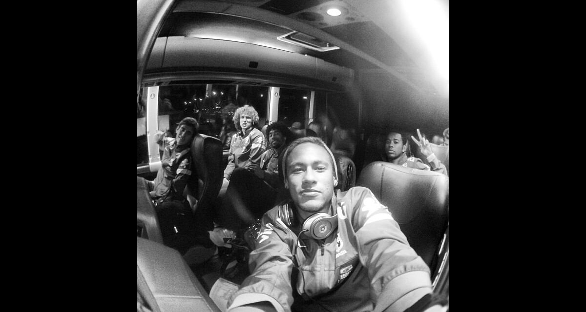 Foto: Quando chegou a Toronto, no Canadá, Neymar também postou um ...