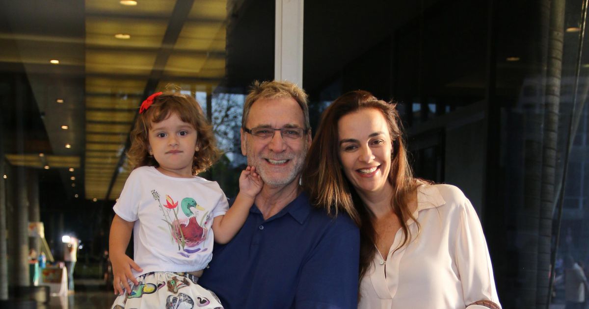 Herson Capri também foi ao evento, acompanhado da mulher e da filha Sofia - Purepeople