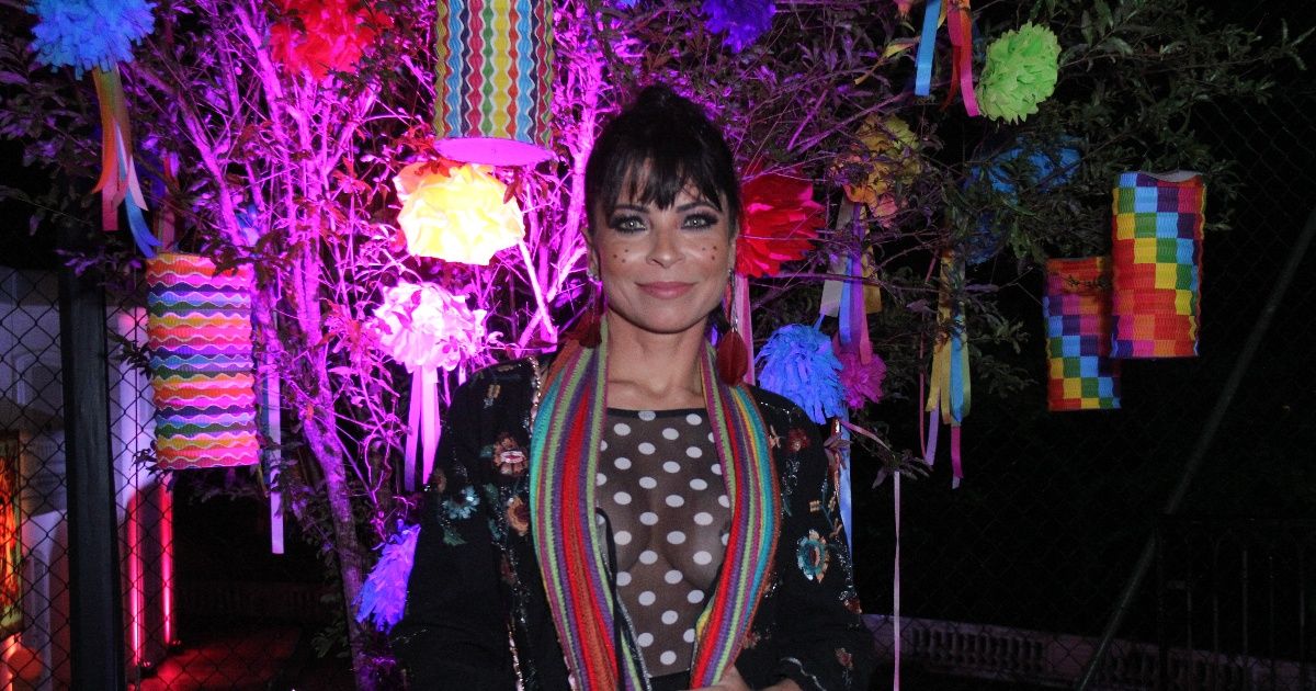 Anna Lima no Arraial da Arara - Purepeople