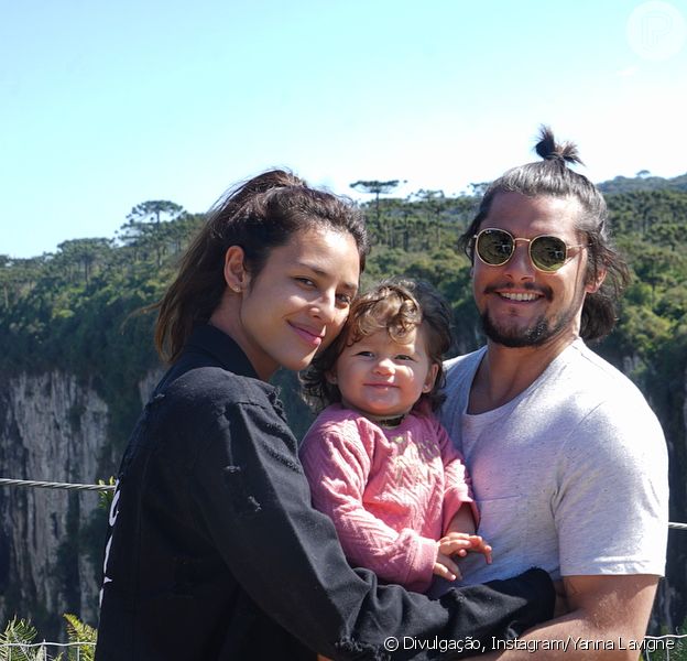 Foto de Yanna Lavigne criança e da filha, Madalena, surpreende por ... Foto de Yanna Lavigne criança e da filha, Madalena, surpreende por ...