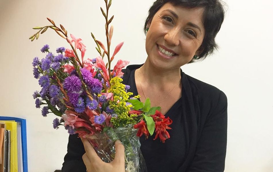 Outubro Rosa inspira! Estudante enfrentou câncer, mastectomia e superou ...