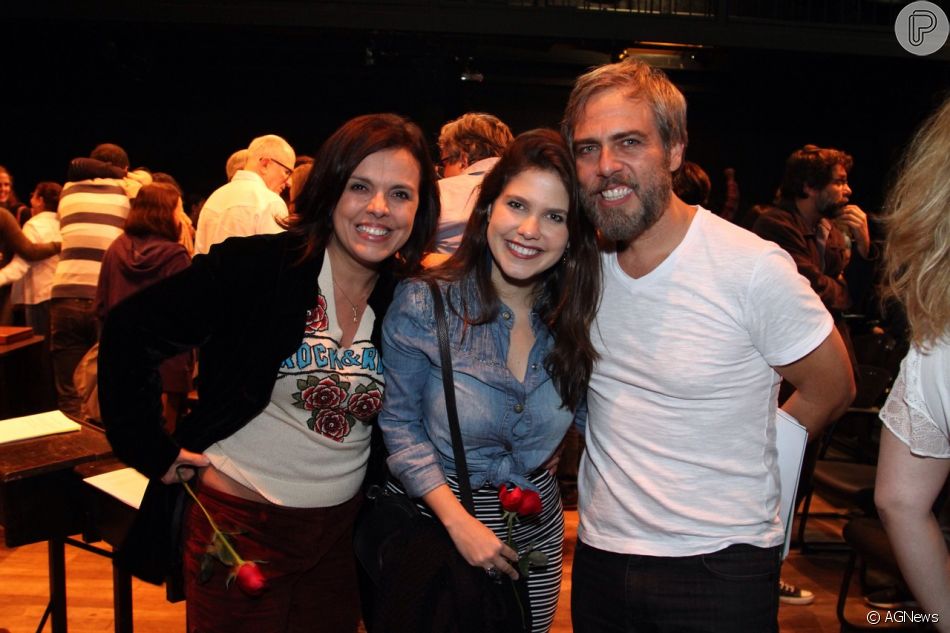 Marcella Muniz é mãe da também atriz Thais Müller. Segundo Marcella, ela preferia que a filha ...