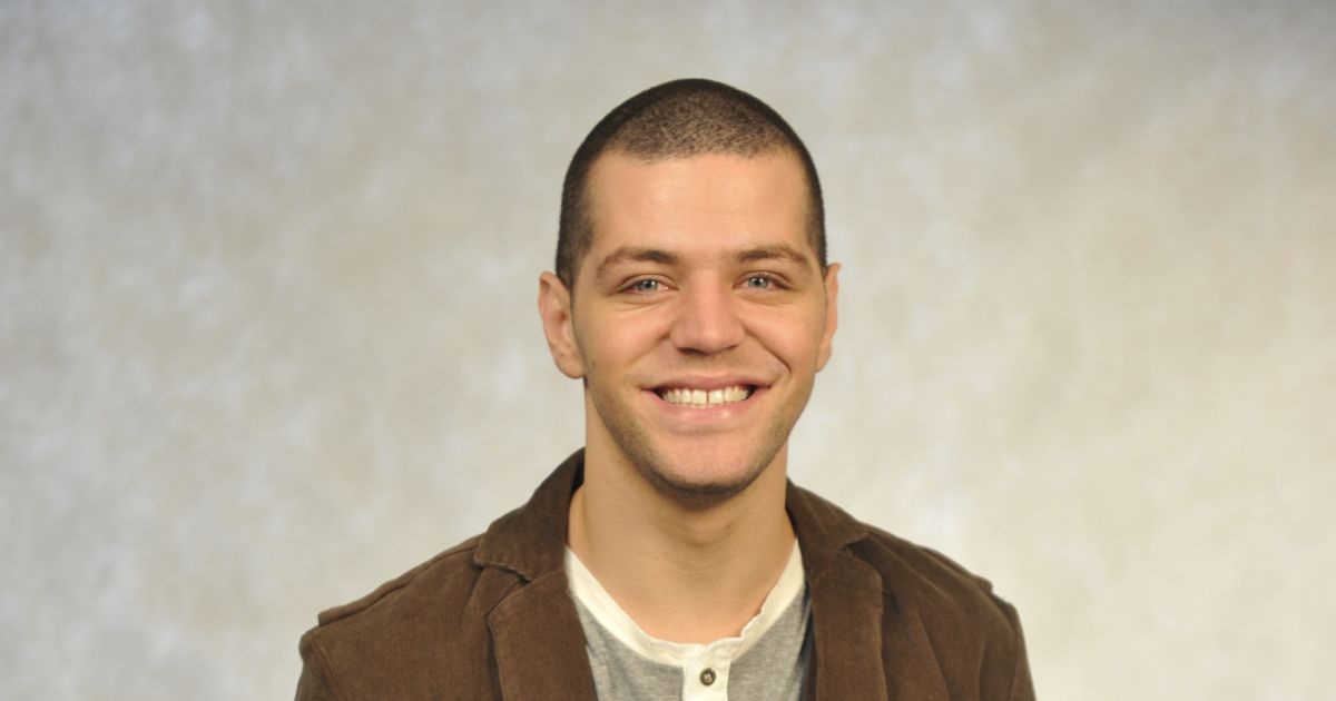 Victor Sarro estava comprando um solitário e quis saber a opinião de ...