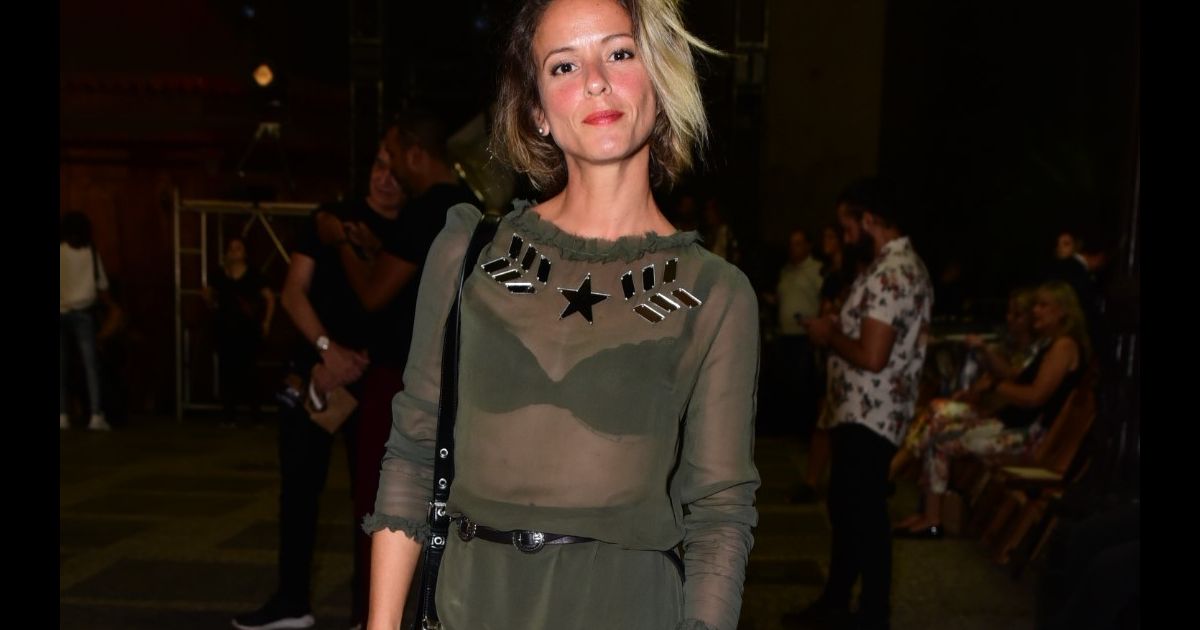 Fernanda de Freitas com look trendy para conferir o desfile da Ellus na ...