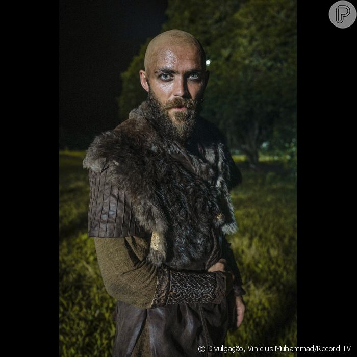 Jabal (Fernando Roncato) é filho de Lameque (Jayme Periard), na novela ...