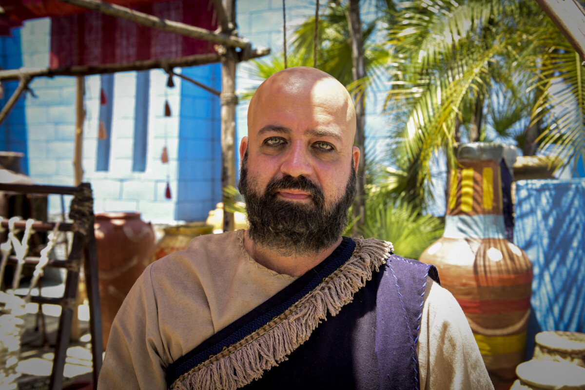 Foto: Na novela 'Gênesis', Rodrigo Candelot é Ibate - Purepeople