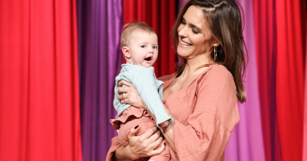 Fernanda Lima faz foto da filha de 1 ano acordando 'tatuada': 'Amor é ...