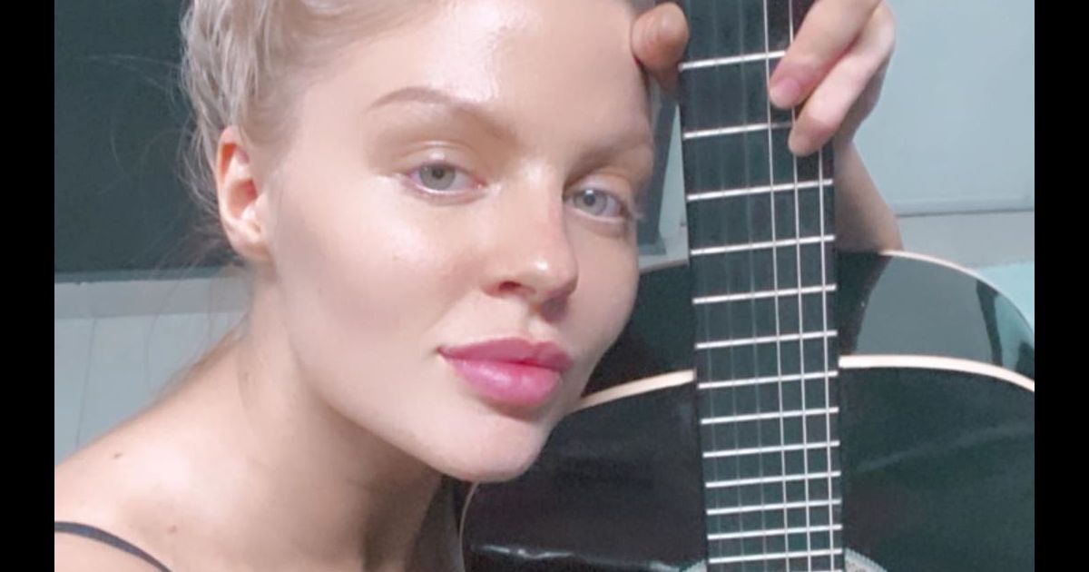 Luísa Sonza apareceu chorando muito na web após receber inúmeras ...