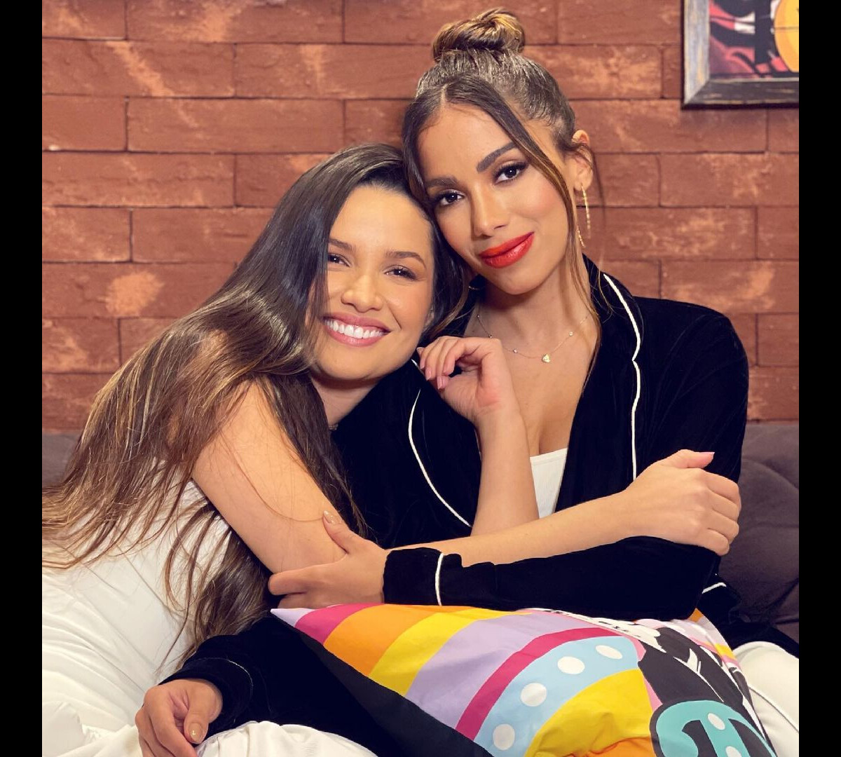 Foto: Juliette lançou carreira de cantora com apoio de Anitta - Purepeople