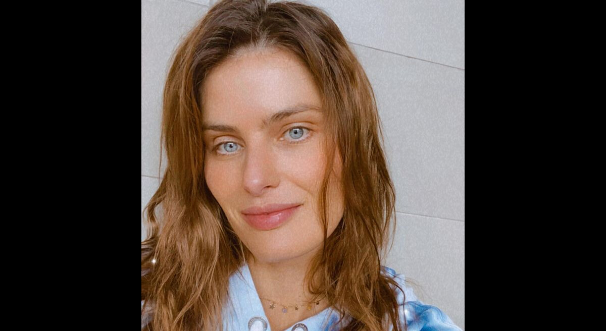 Foto: Modelo está no país porque participou de um baile beneficente a ...