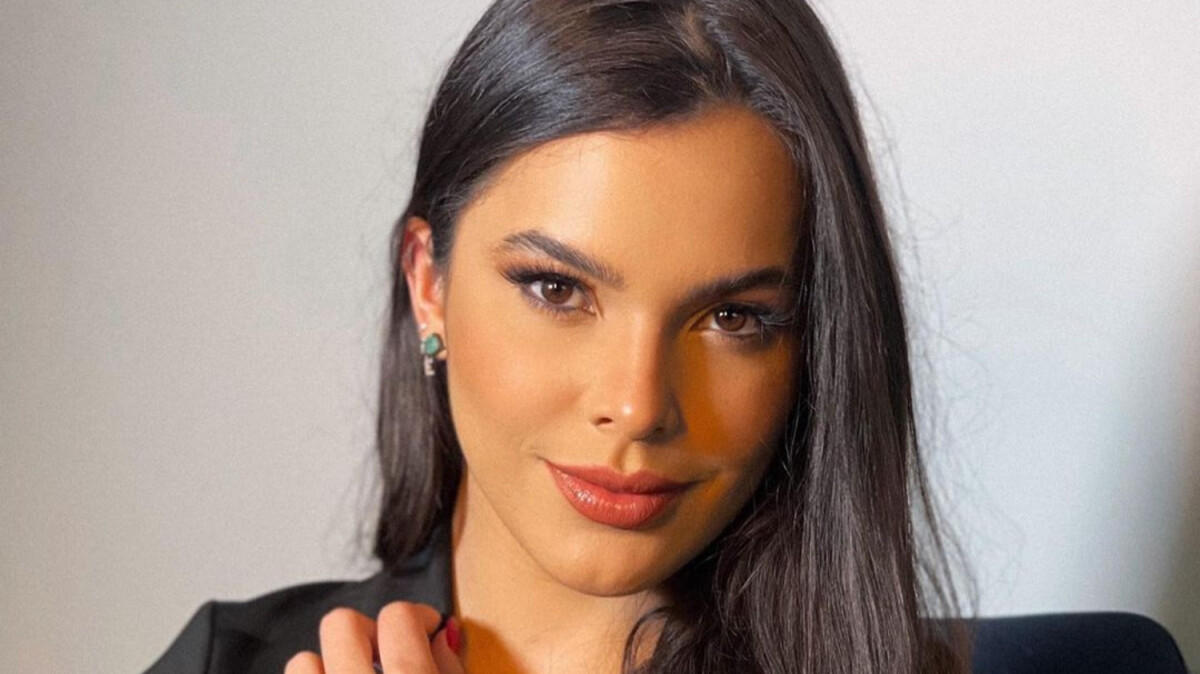 Foto: Campeã do 'BBB 17', Emilly Araújo faz terapia para ver o reality ...