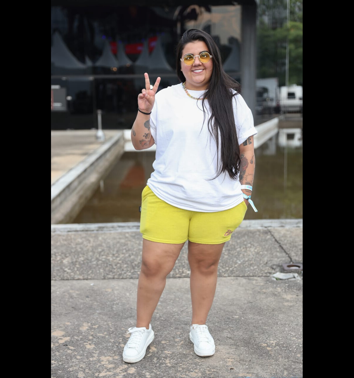 Foto: Yasmin Santos posou para fotos na Arena Carnaval (SP), o Memorial ...