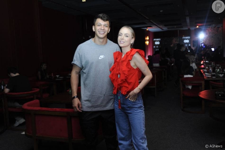 Look de Bianca Andrade e beijo da artista em Fred marcam festa do ...