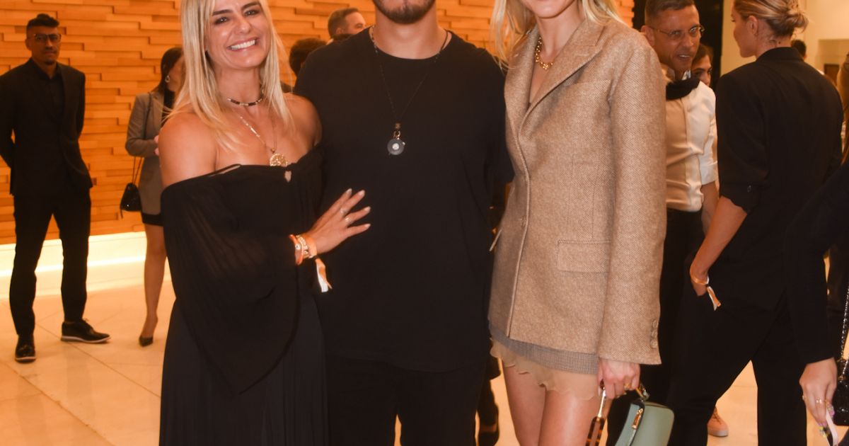 Milene Domingues, Ronald e Celina Locks no lançamento do documentário ...