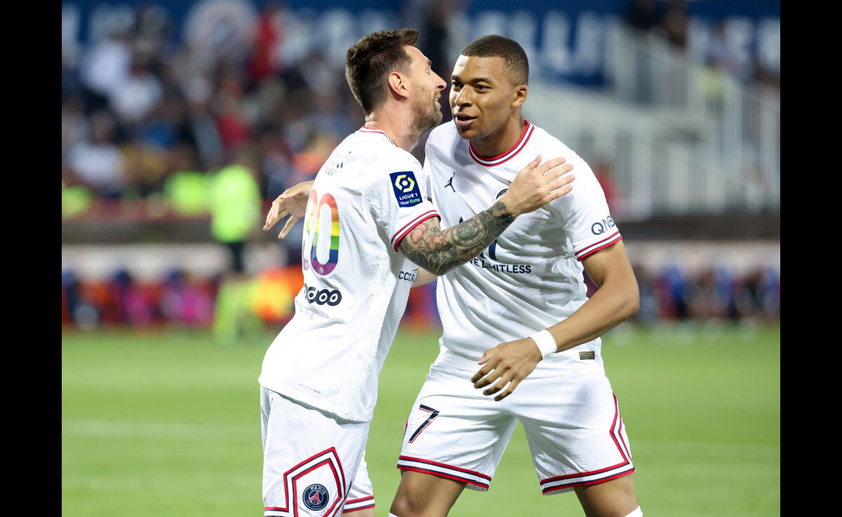 Foto: Messi recebe 41 milhões de euros (R$ 208 milhões) por ano ...