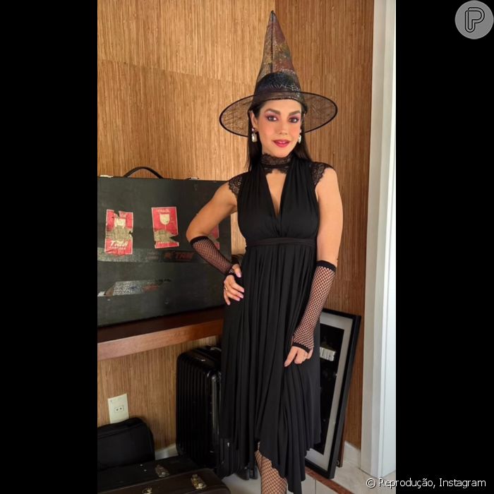 Thais Fersoza apareceu fantasiada de bruxa, com vestido preto e chapéu ...