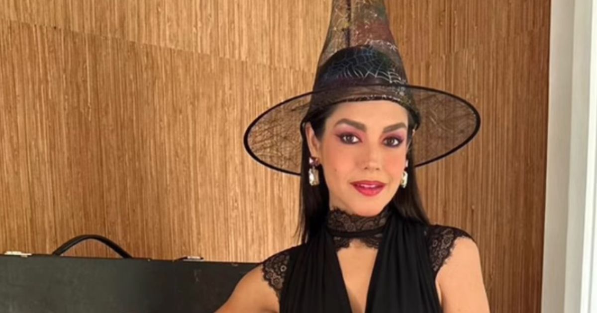 Thais Fersoza apareceu fantasiada de bruxa, com vestido preto e chapéu ...