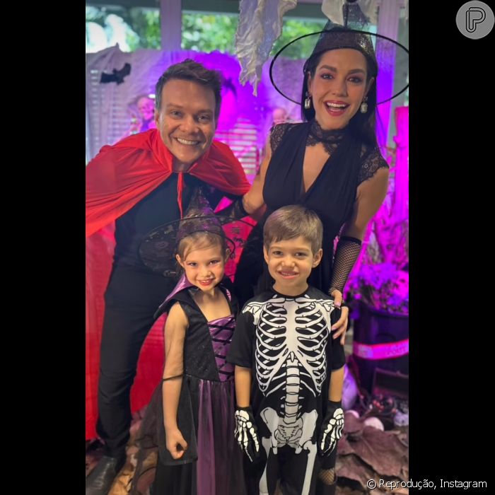 Thais Fersoza mostrou a família fantasiada para Halloween - Purepeople