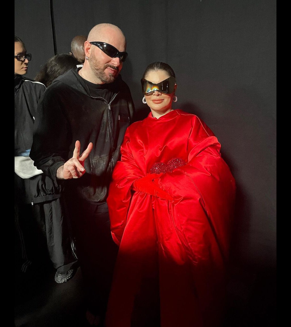 Foto: Gkay encontrou Demna Gvasalia, designer da Balenciaga, em ...